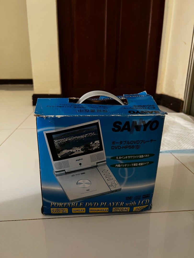 Sanyo DVD player (vintage), Audio, Portable Music Players on Carousell
