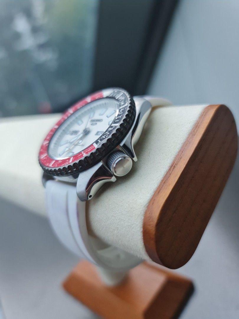 Seiko 5 Street Fighter Ryu, Men's Fashion, Watches & Accessories ...