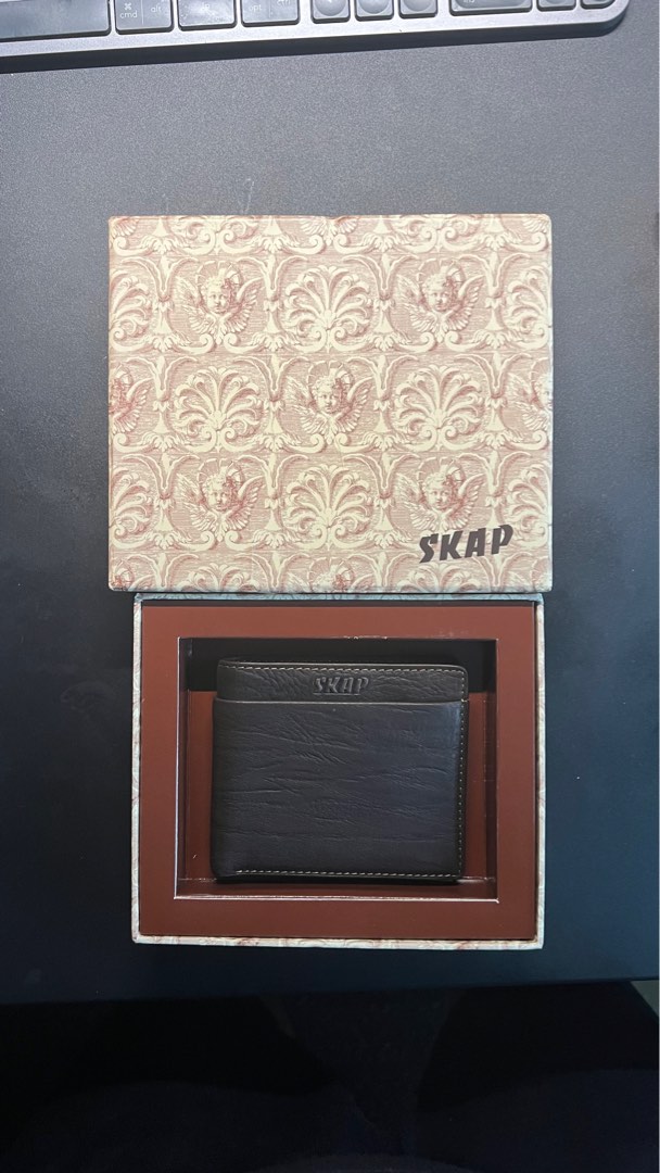 Skap Wallet, Men's Fashion, Watches & Accessories, Wallets & Card Holders on Carousell