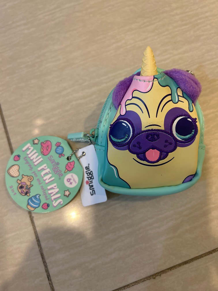 Smiggle mini pen pals - 3-in-1 keyring, pen and notepad, Hobbies & Toys ...