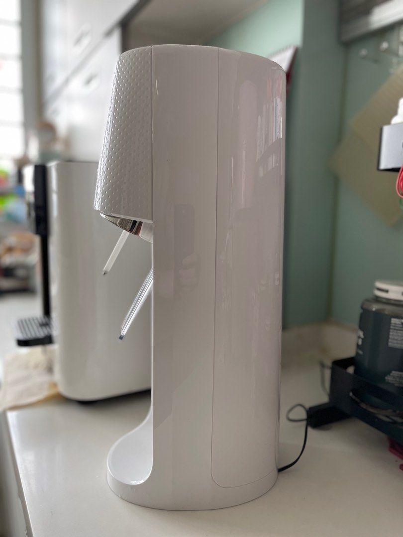 Sodastream One Touch White Sparkling Water Maker, TV & Home Appliances ...