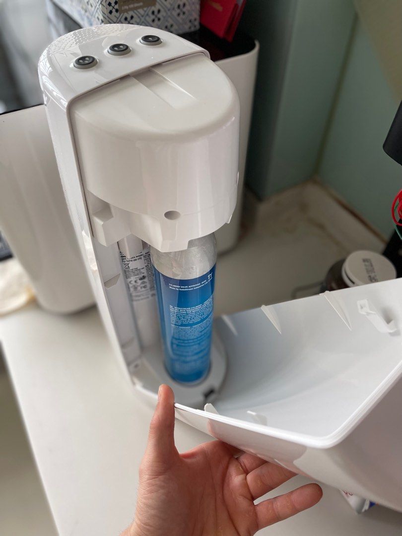Sodastream One Touch White Sparkling Water Maker, TV & Home Appliances ...