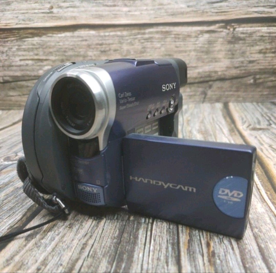 sony camcorder hi8 vhs dvd cassete tape handycam digital camera ...