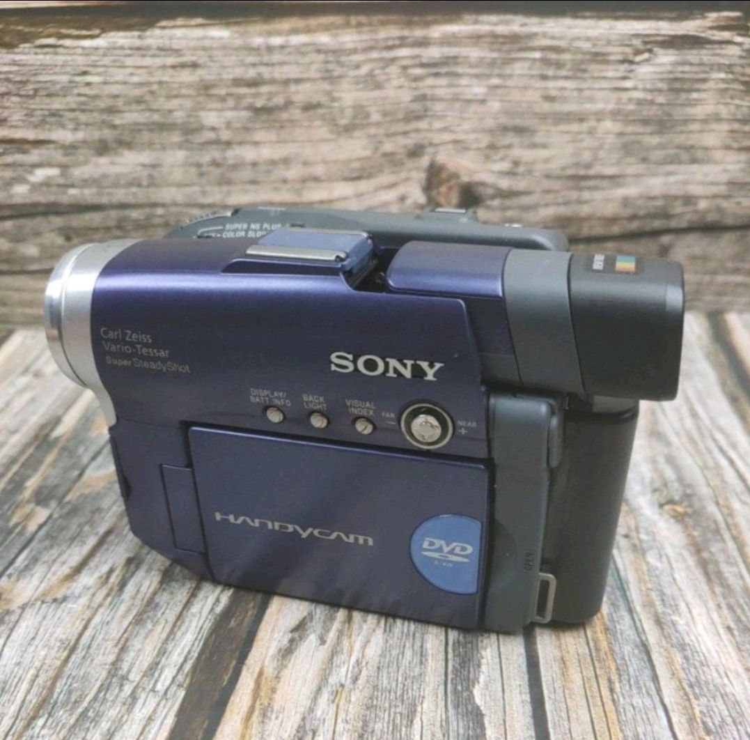 sony camcorder hi8 vhs dvd cassete tape handycam digital camera ...