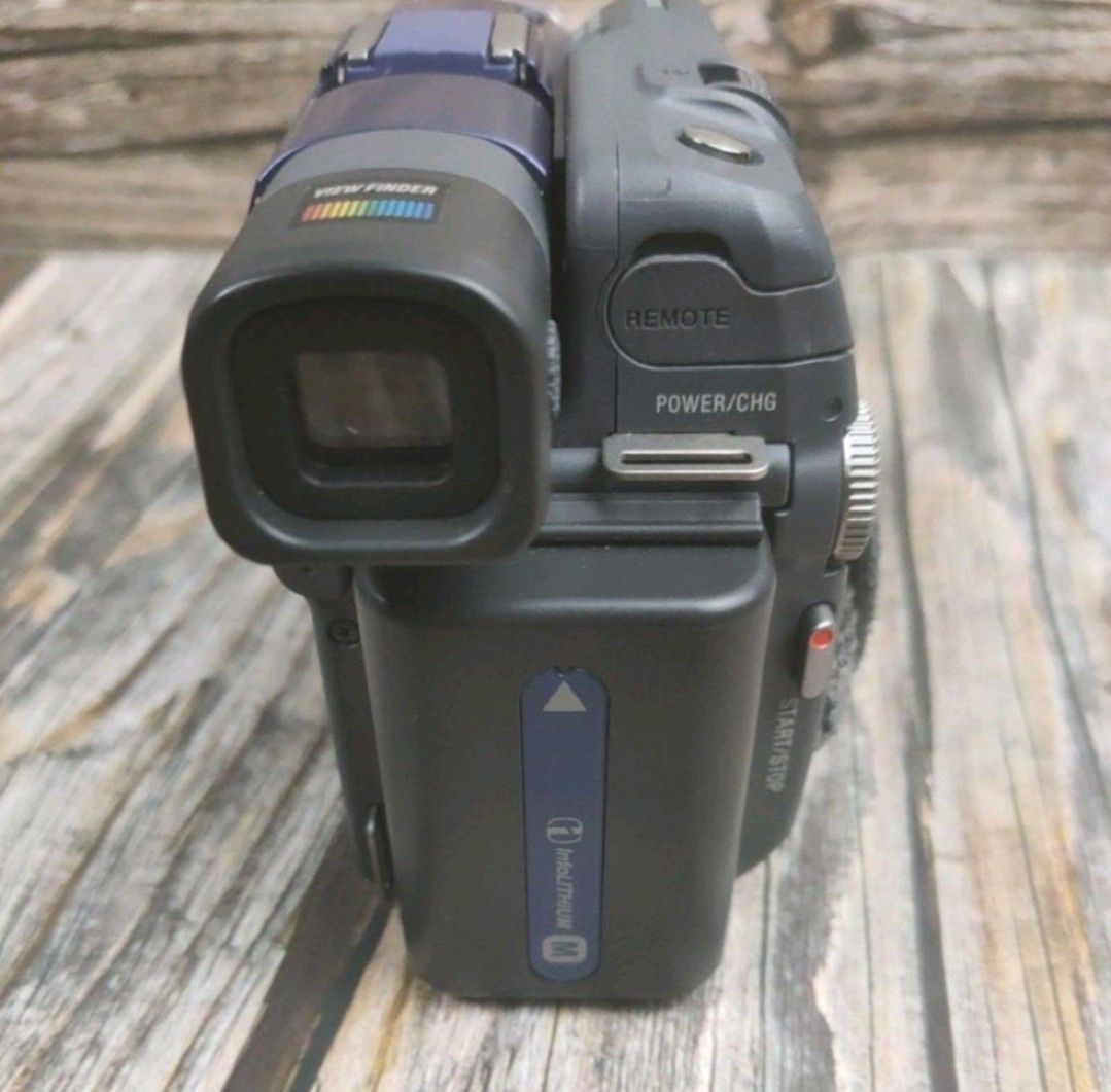 sony camcorder hi8 vhs dvd cassete tape handycam digital camera ...