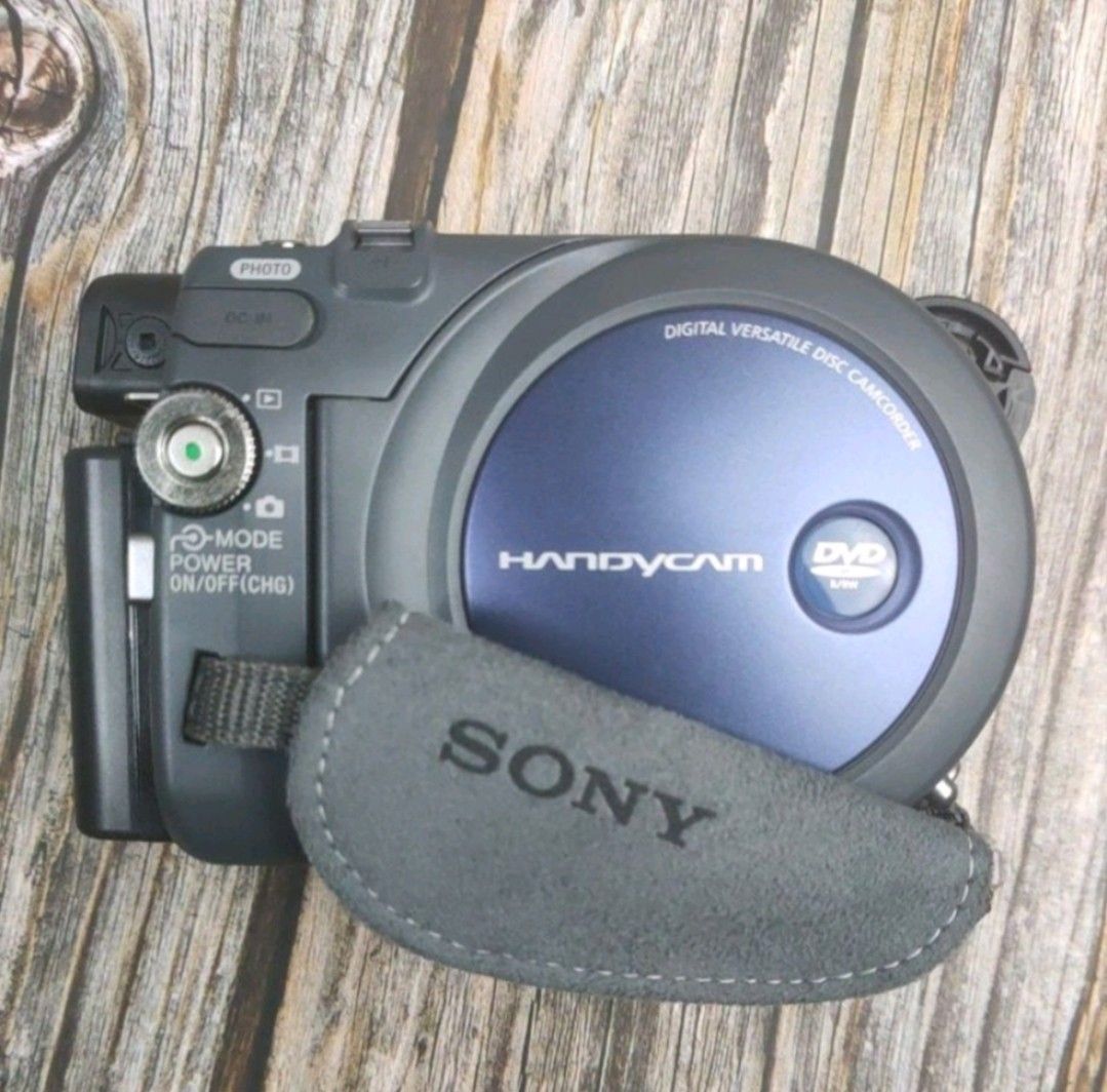 sony camcorder hi8 vhs dvd cassete tape handycam digital camera ...