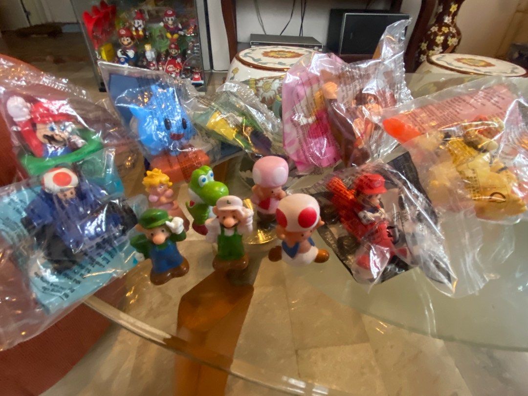 Super Mario Bros Happy Meal Toys Sealed and Mario Mini Figs, Hobbies ...