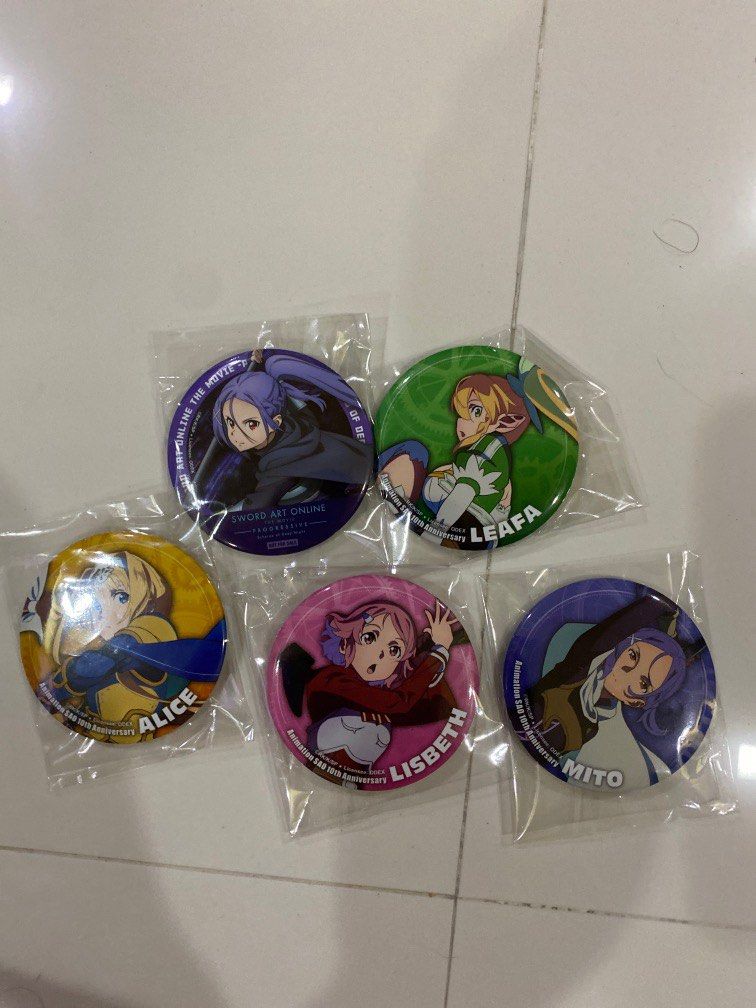 Sword Art Online Pins, Hobbies & Toys, Memorabilia & Collectibles, J ...