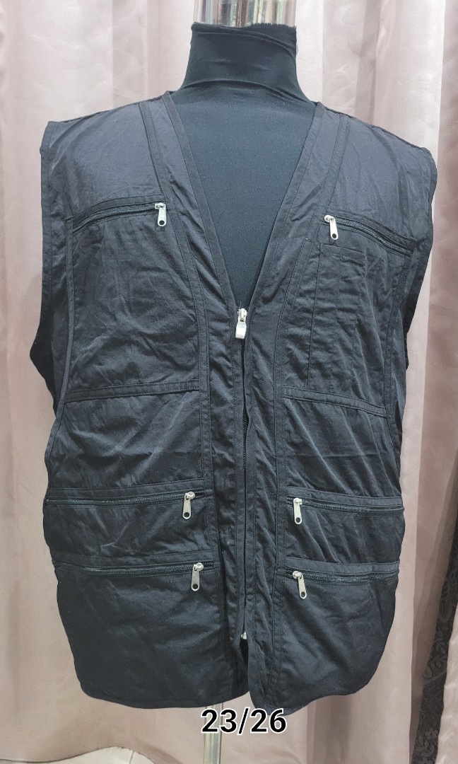 SYM VEST JACKET, Men's Fashion, Coats, Jackets and Outerwear on Carousell
