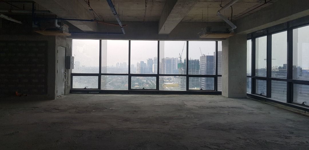 The Glaston Tower at Ortigas East - Corner office Space for Lease ...