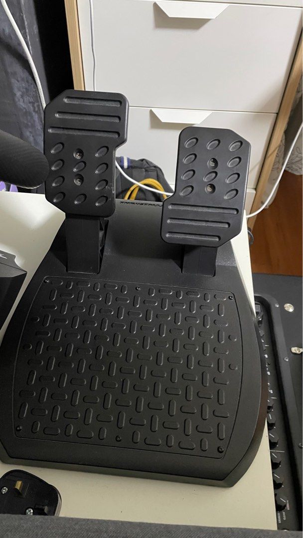 Thrustmaster TMX with Footpedals for XBOX PC, Video Gaming, Gaming ...