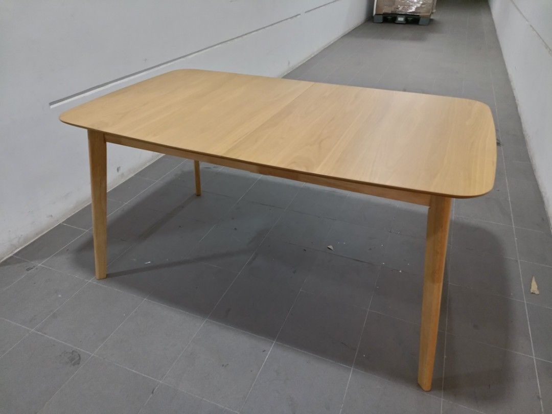 TRAX Extendable Dining Table in OAK, Furniture & Home Living, Furniture ...