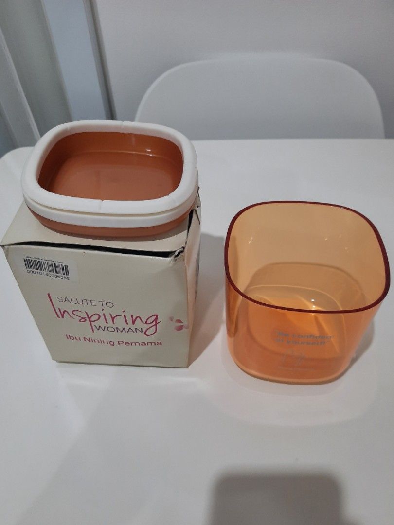 NEW Tupperware Medium Crystal Canister Gold 780ml Special Edition ...