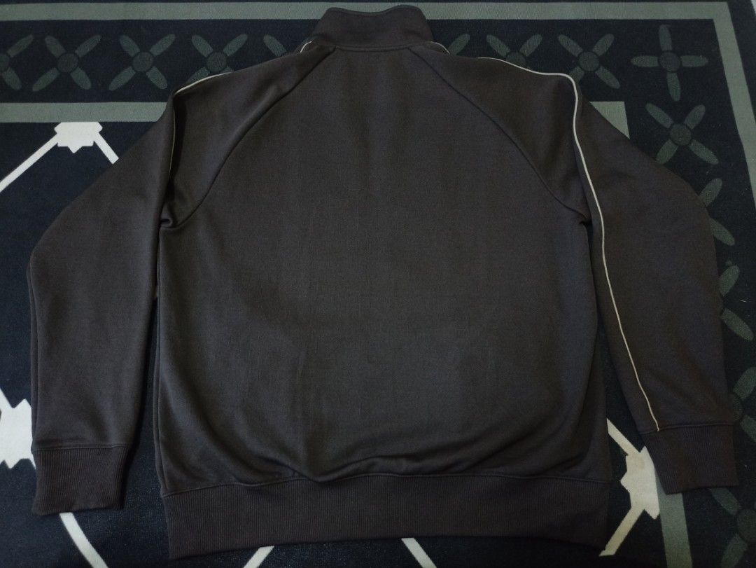 Uniqlo Track Top Deadstok, Men's Fashion, Coats, Jackets and Outerwear ...
