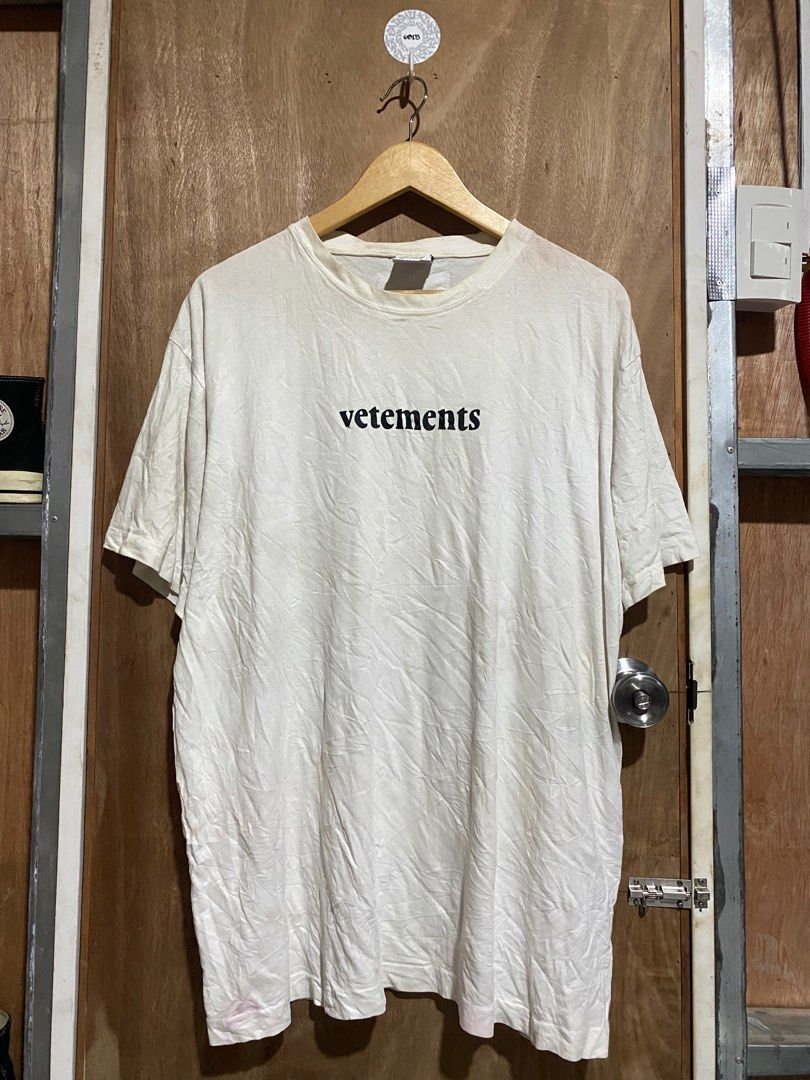 VETEMENS TEE, Men's Fashion, Tops & Sets, Tshirts & Polo Shirts on ...
