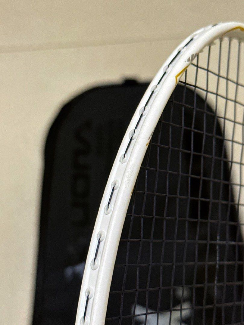 Victor Thruster F Claw Enhanced ( not yonex lining Mizuno ), Sports ...