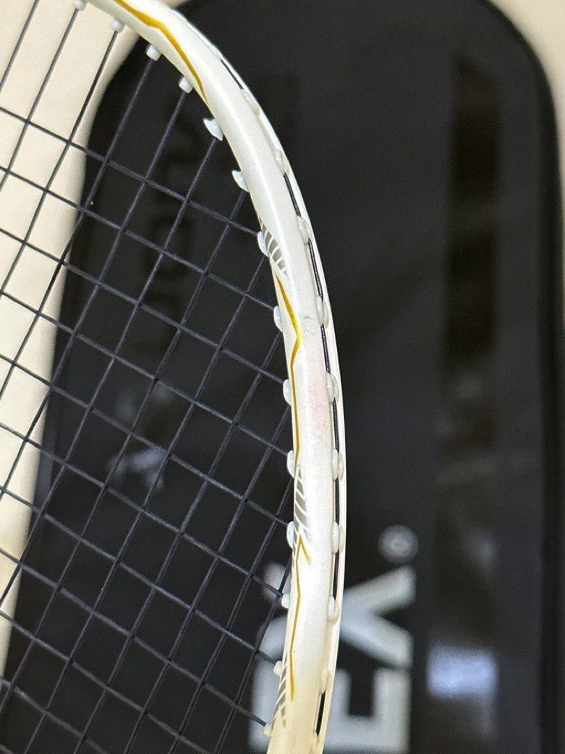 Victor Thruster F Claw Enhanced ( not yonex lining Mizuno ), Sports ...