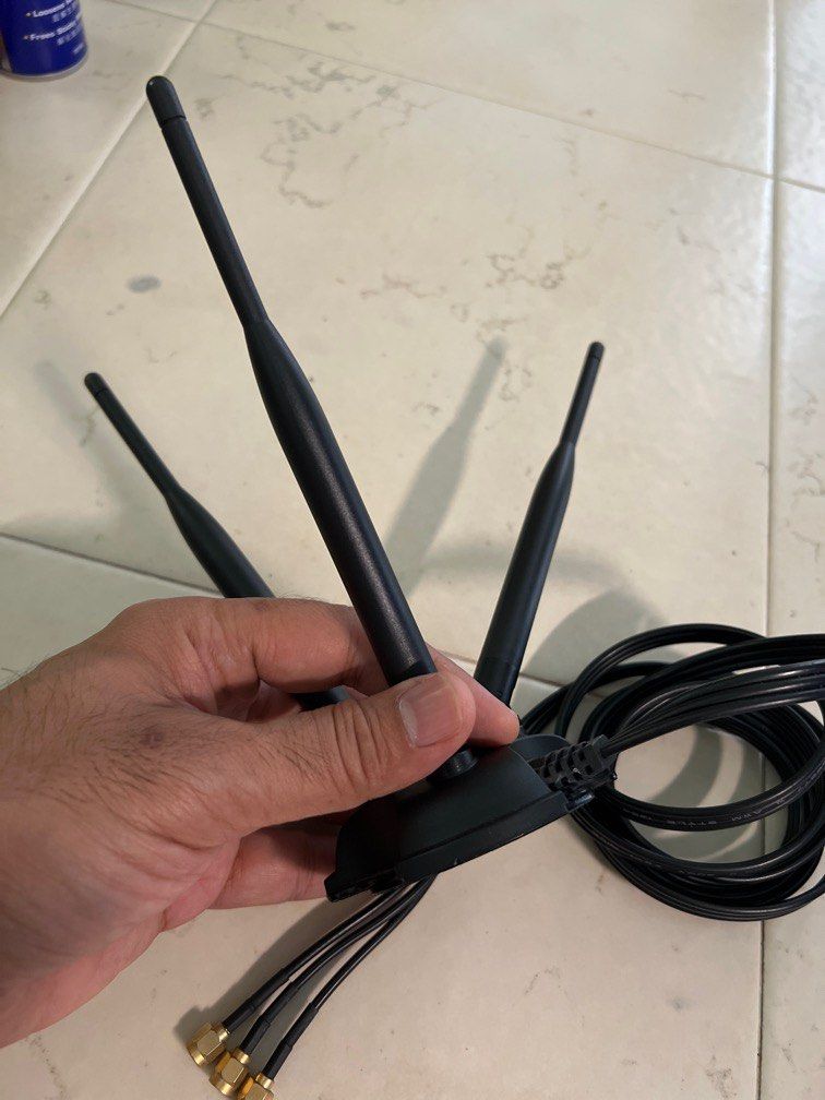 Wifi Antenna Extender - Raise Antenna Higher Good reception, Computers ...