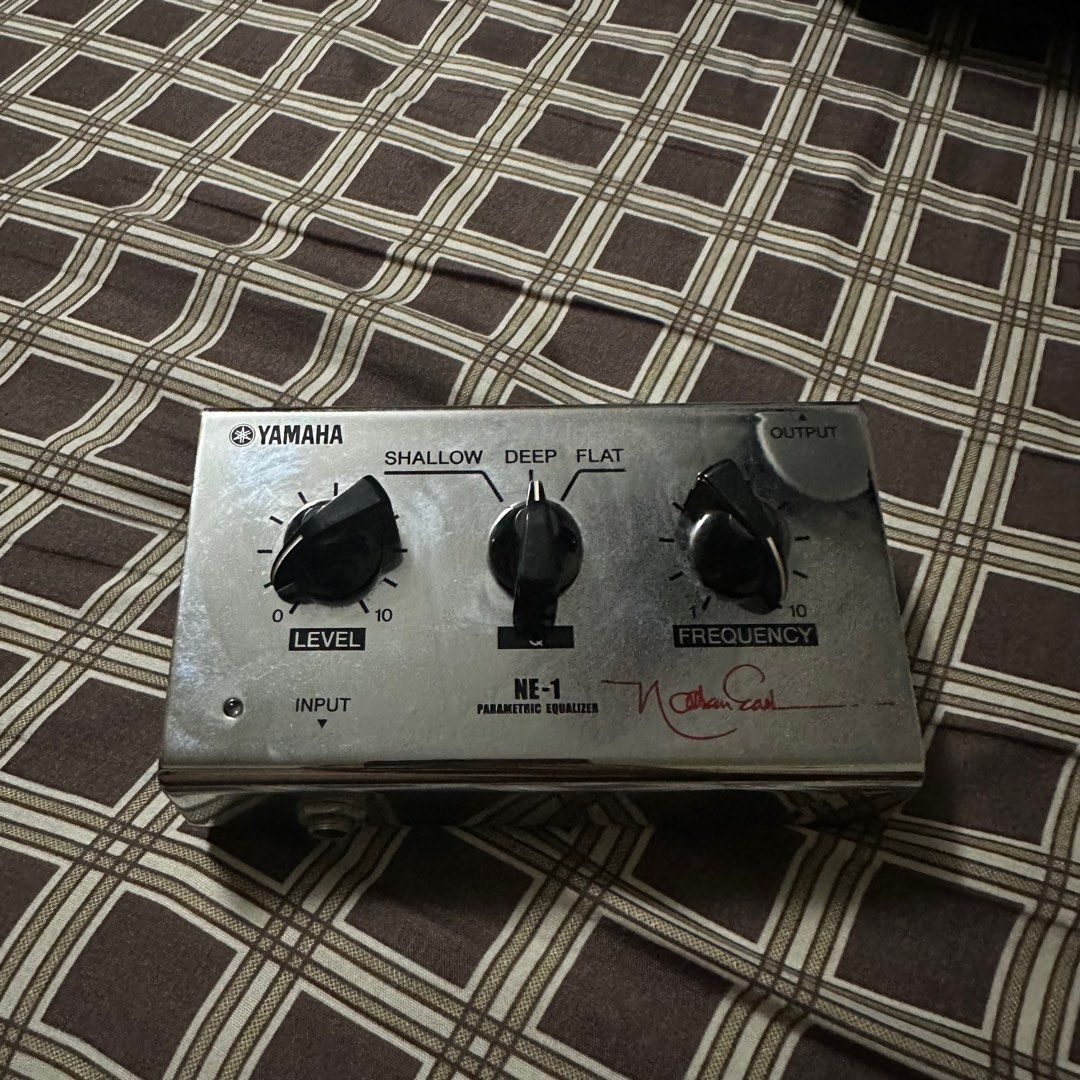 Yamaha NE-1 Nathan East Signature Parametric Equalizer Pedal, Hobbies & Toys, Music & Media ...