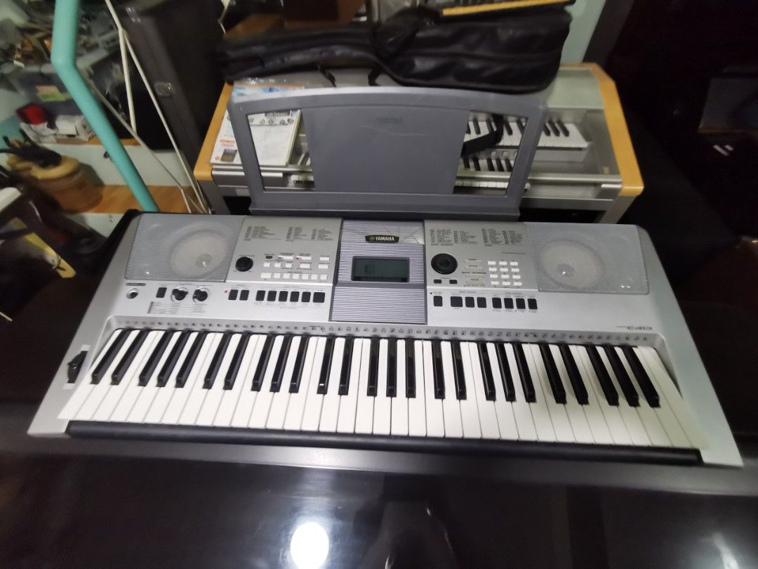 Yamaha psr e413 keyboard piano, Hobbies & Toys, Music & Media, Musical ...