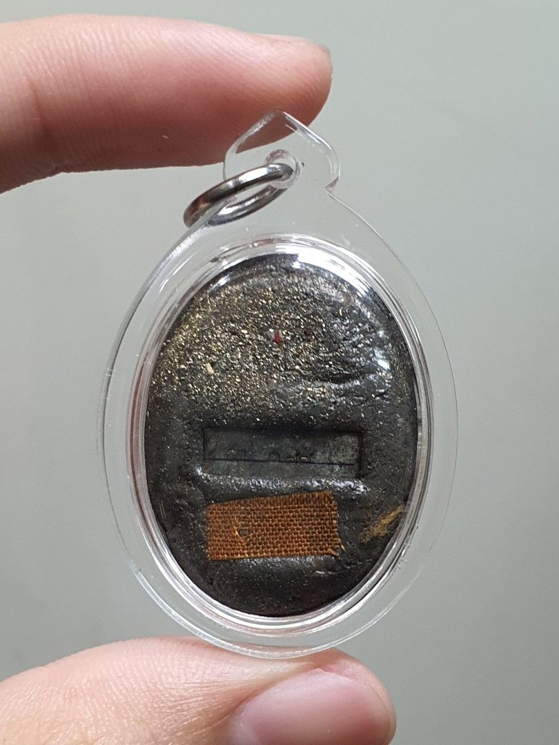 Archan Teelek Locket Thai Amulet, Hobbies & Toys, Memorabilia ...