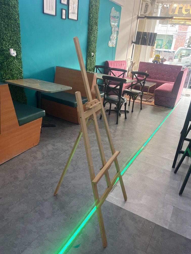 Art stand for sale, Hobbies & Toys, Stationery & Craft, Art & Prints on ...