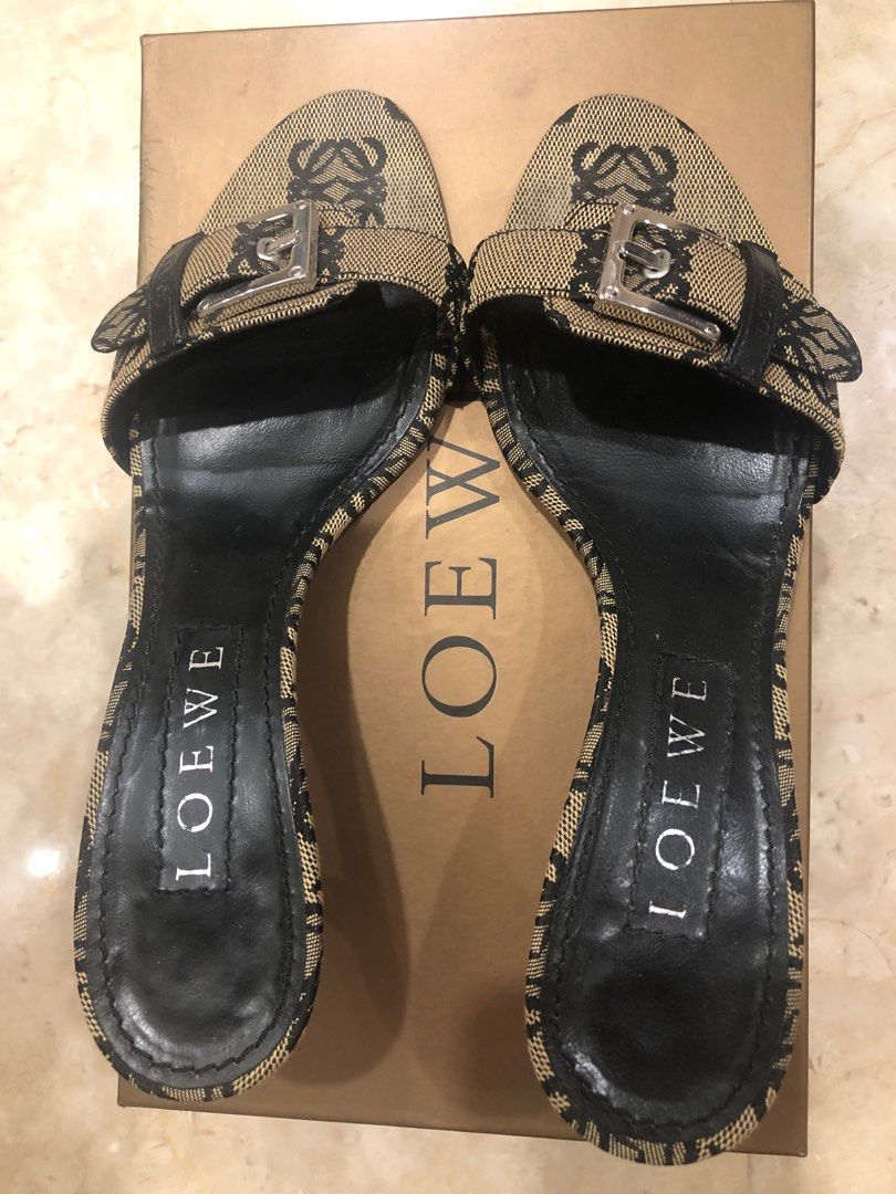 Authentic Loewe Sandal, Women's Fashion, Footwear, Heels on Carousell