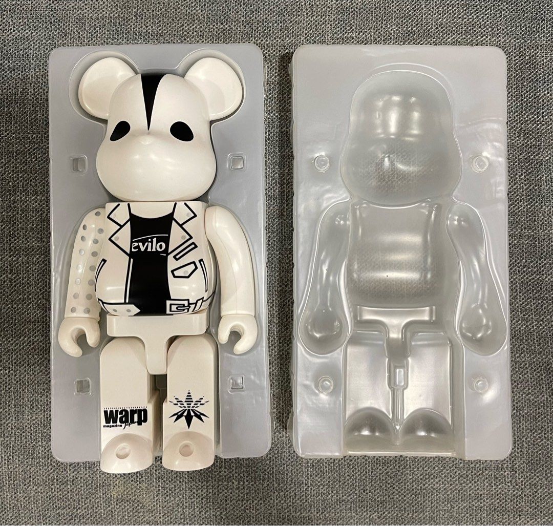 BE@RBRICK Devilock White WARP Magazine Japan 400%, Hobbies & Toys, Toys & Games on Carousell