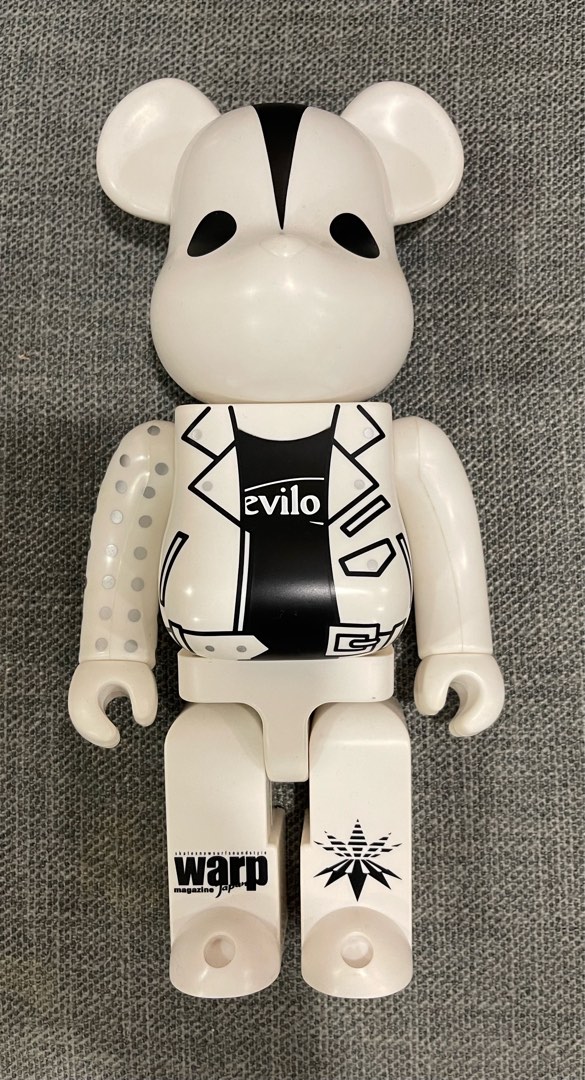 BE@RBRICK Devilock White WARP Magazine Japan 400%, Hobbies & Toys, Toys & Games on Carousell