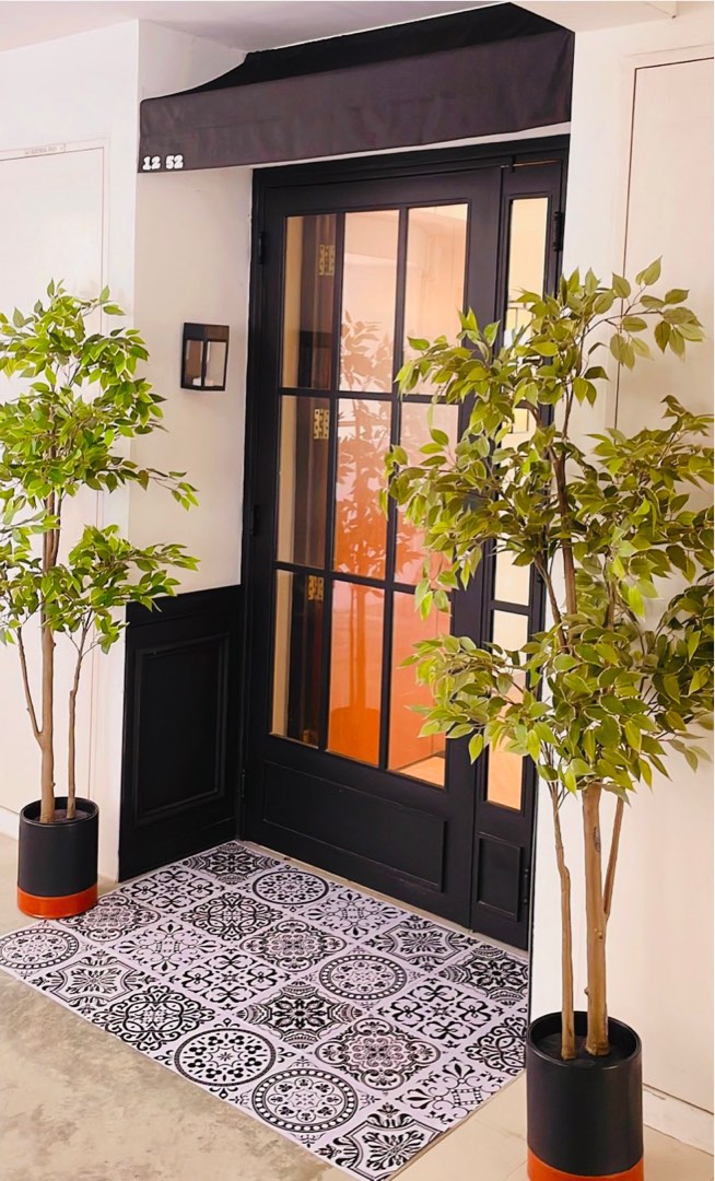 Canopy at entrance corridor for HDB/Condo, Furniture & Home Living ...