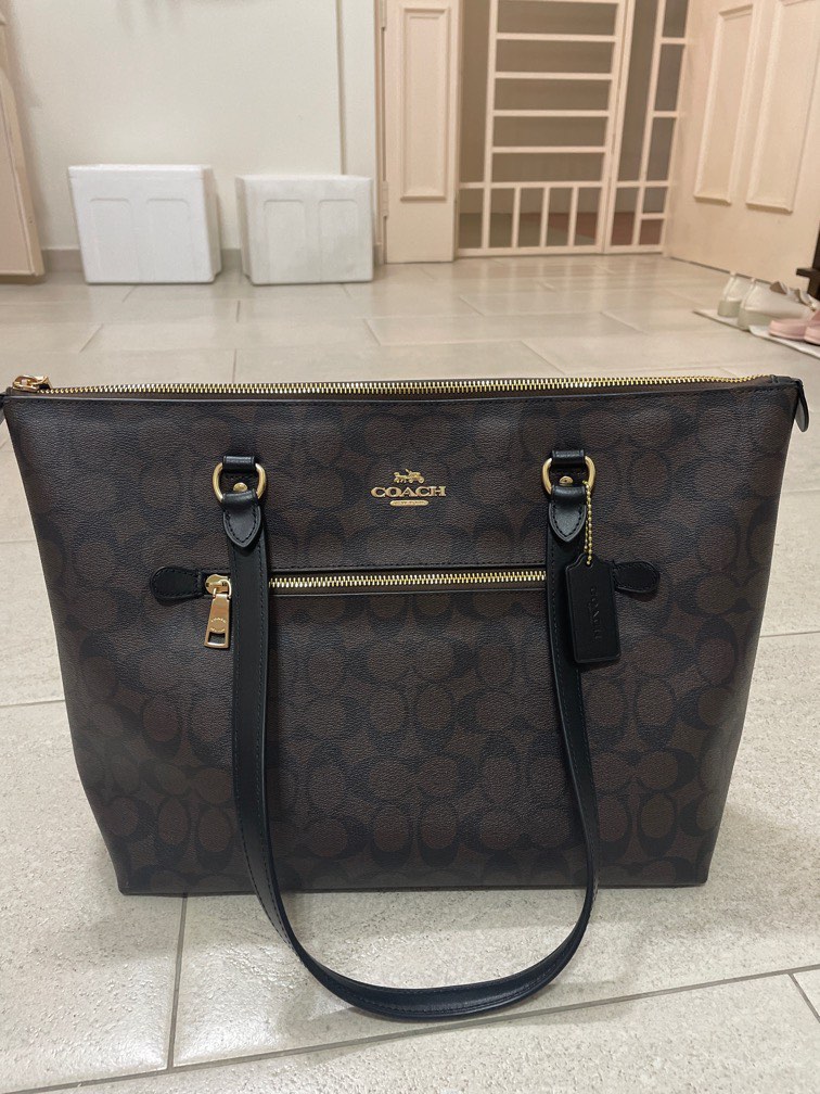 Coach gallery tote bag with zipper in signature canvas, Luxury, Bags ...