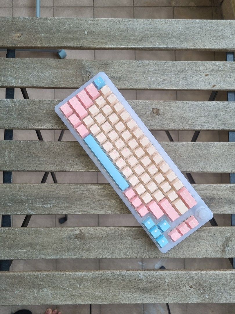 Custom Modded Hotswap Wired Mechanical Keyboard 65% Pastel, Computers ...