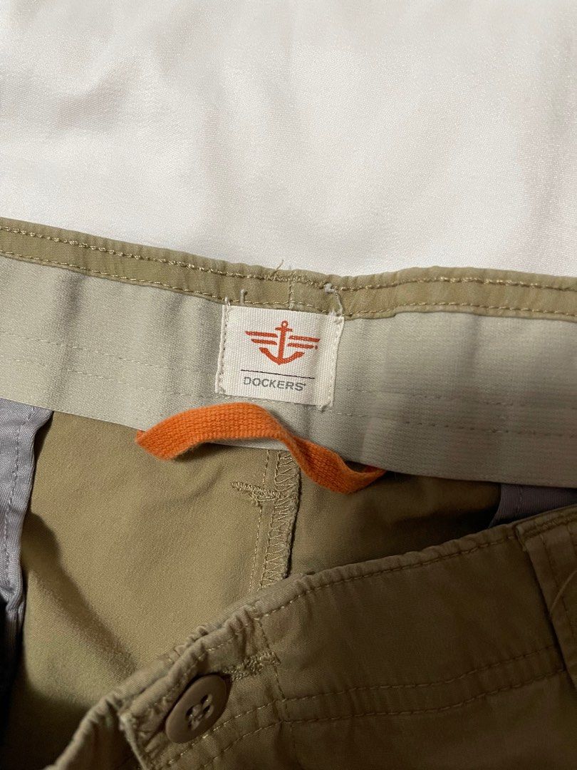 DOCKERS ULTIMATE SHORT WITH SUPREME FLEX, Men's Fashion, Bottoms ...