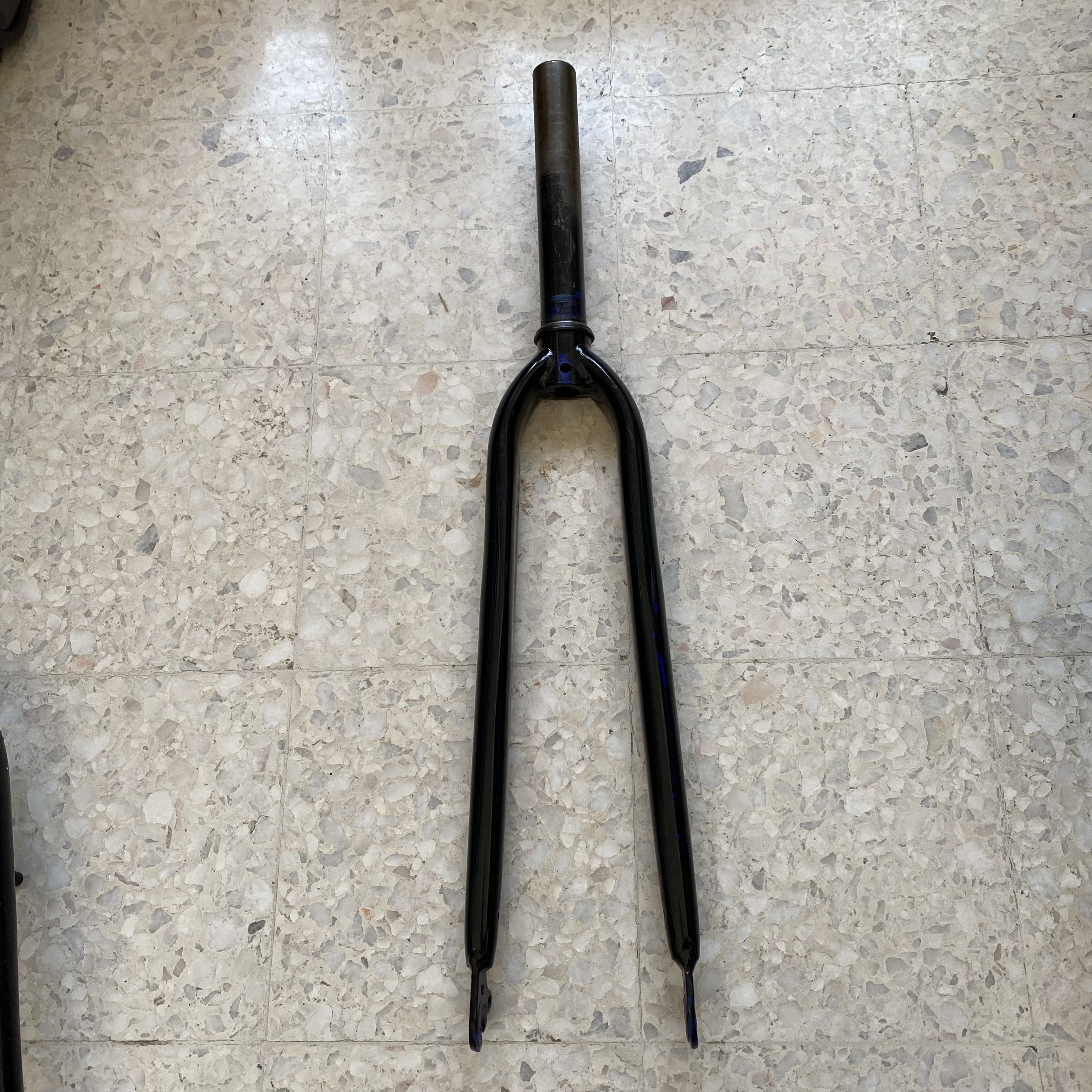 Fixed Gear Fork, Sports Equipment, Bicycles & Parts, Bicycles on Carousell