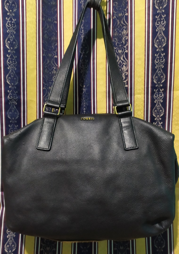 Fossil Convertible Tote Bag (move out sale ), Women's Fashion, Bags ...