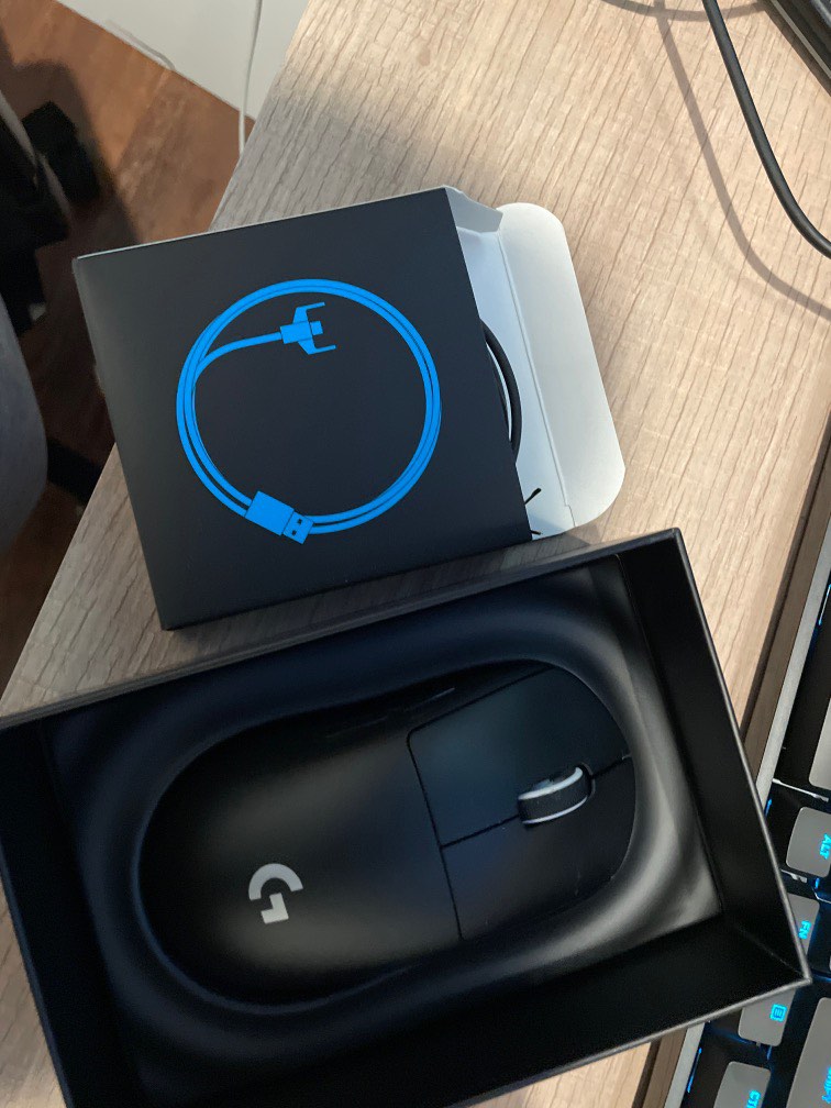 G pro wireless superlight, Computers & Tech, Parts & Accessories, Mouse ...