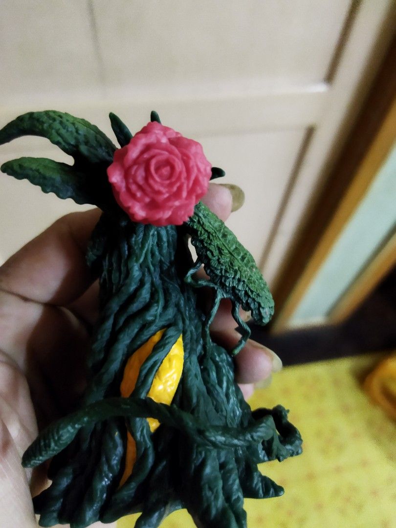 Godzilla Biollante 1st Form Flower Beast, Hobbies & Toys, Collectibles ...
