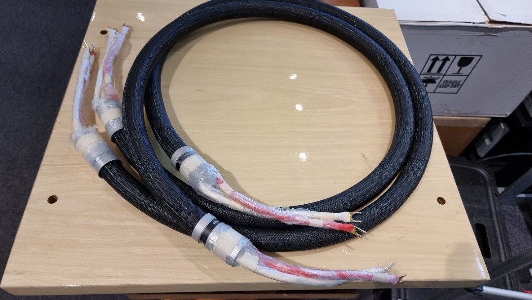 Gryphon VIP Reference speaker cable 2m, Audio, Other Audio Equipment on ...