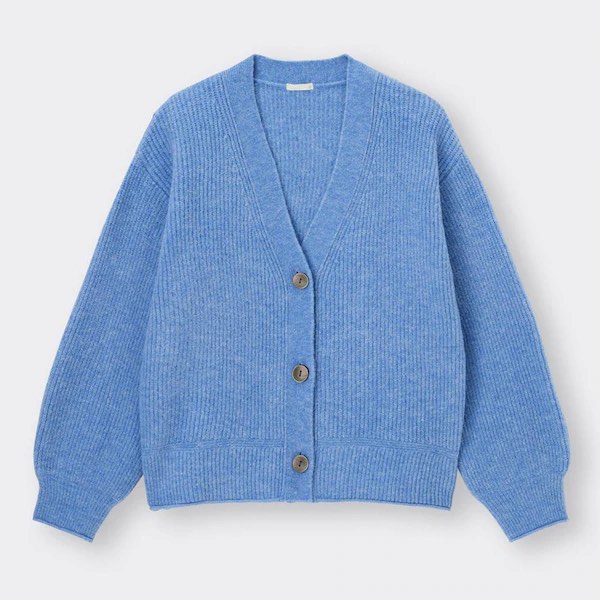 on hand GU Knit Cardigan, Women's Fashion, Coats, Jackets and Outerwear ...