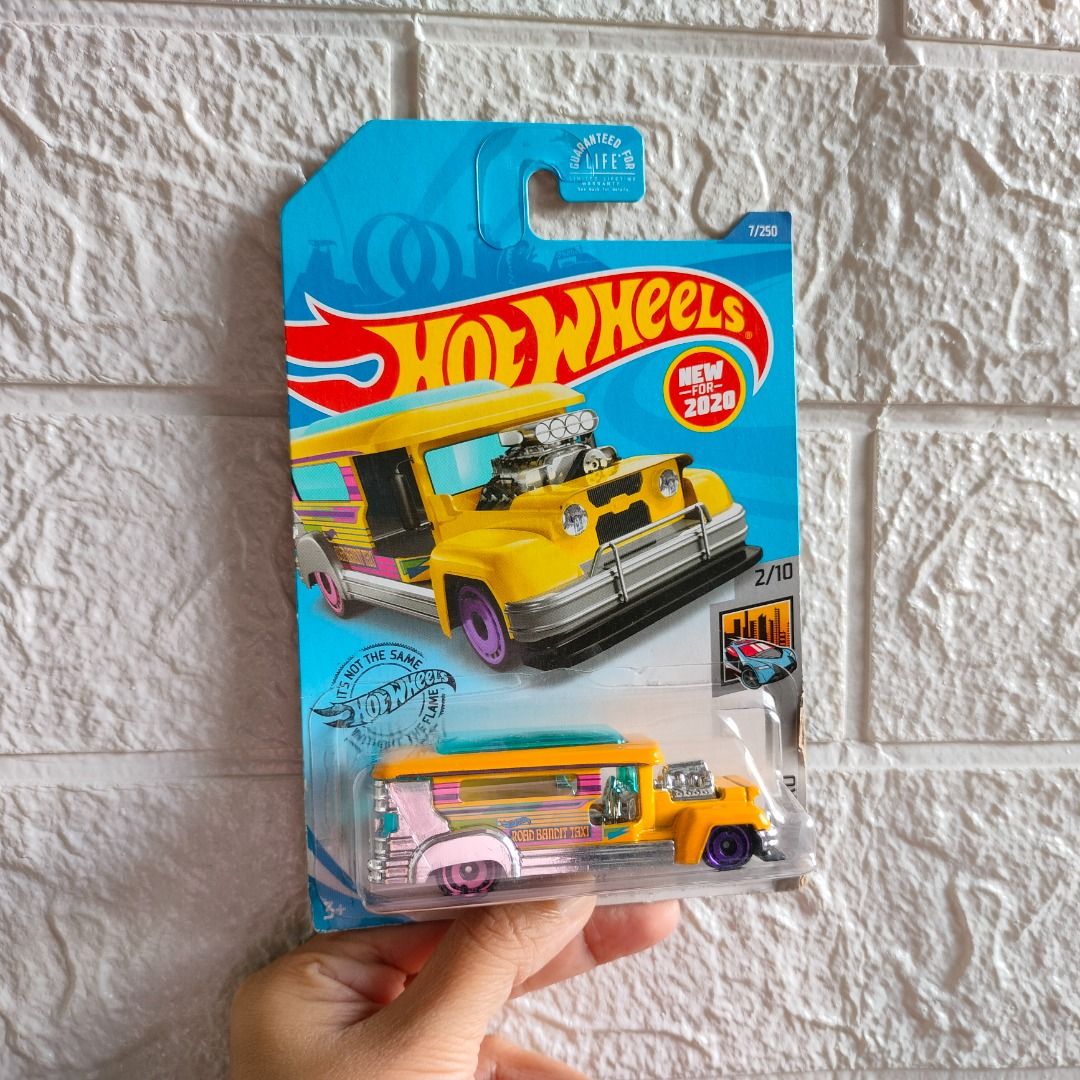 Hot Wheels Road Bandit Taxi (yellow)/ Jeepney, Hobbies & Toys, Toys ...