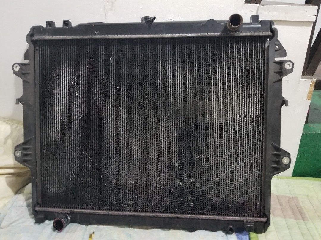 Toyota Innova 2005-2007 Gas Radiator Original Toyota, Car Parts ...