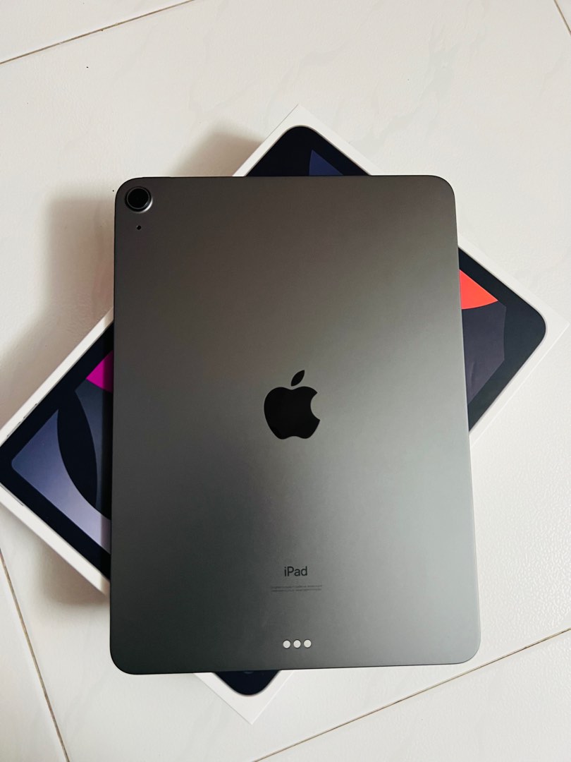 iPad Air 4 64GB Wifi, Mobile Phones & Gadgets, Tablets, iPad on Carousell