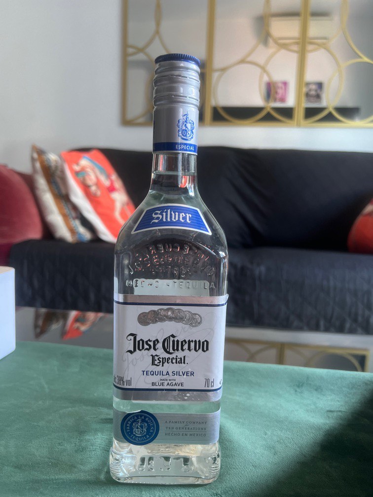 Jose Cuervo Especial Tequila Silver 70cl, Food & Drinks, Alcoholic ...