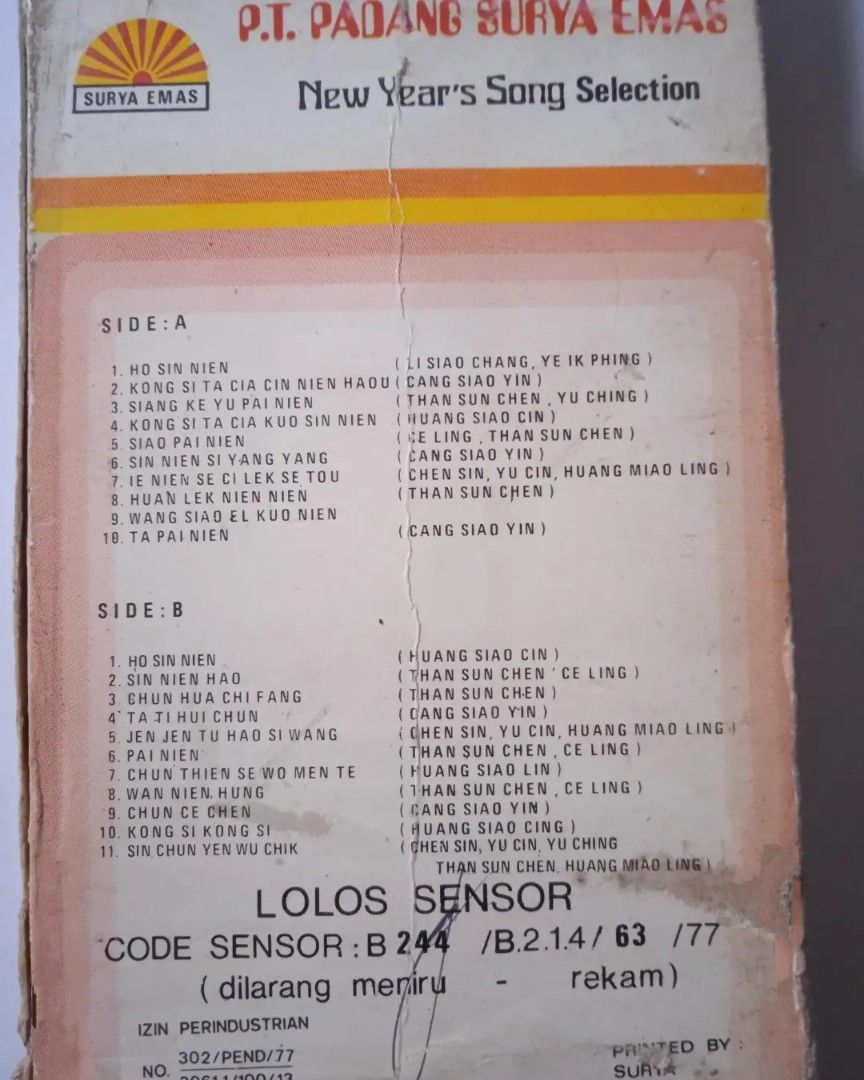 Kaset new year Mandarin jadul thn 1977, Musik & Media, CD, DVD & Lainnya di Carousell