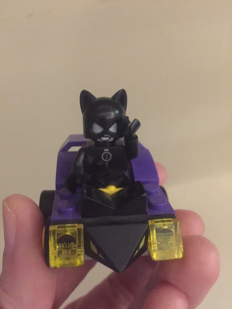 LEGO SUPER HEROES : Mighty Micro Batman vs Catwoman, Toys ...