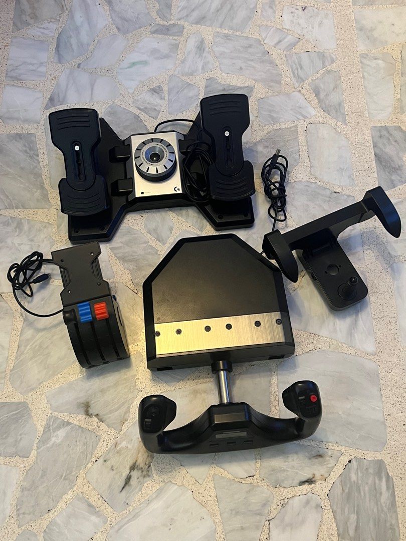 Logitech Flight Simulator Set (yoke, rudder, throttle), Computers ...