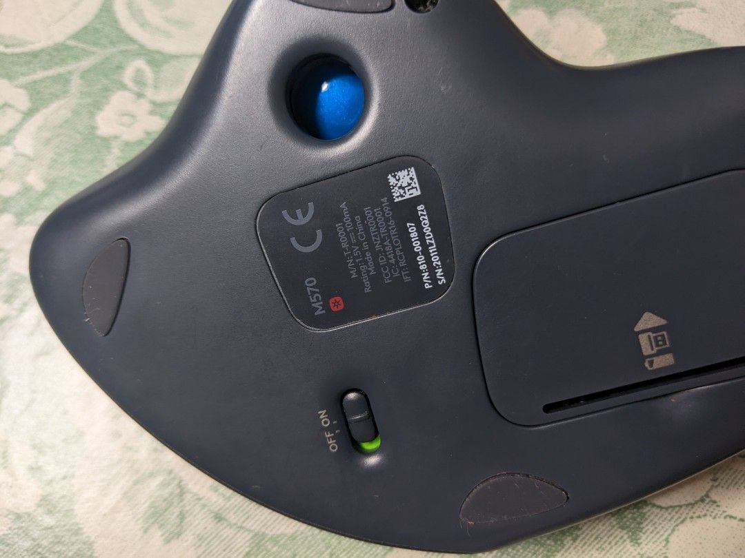 Logitech M570 (no receiver), Computers & Tech, Parts & Accessories ...