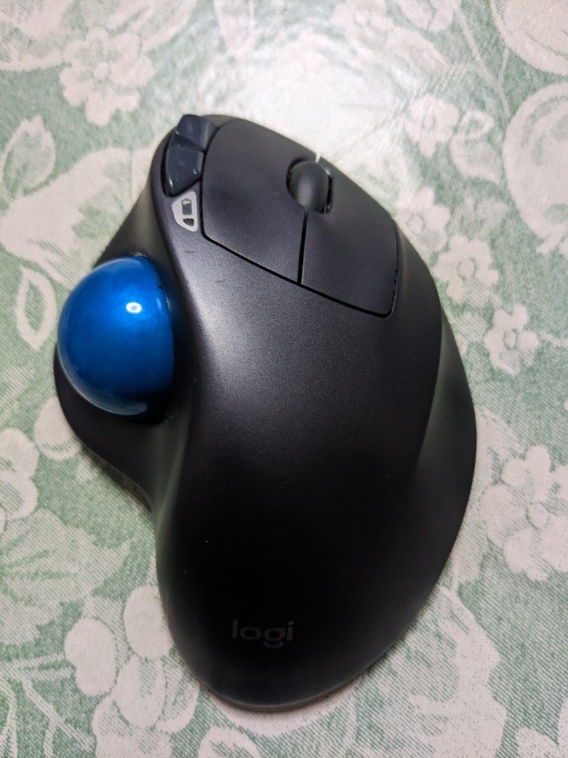 Logitech M570 (no receiver), Computers & Tech, Parts & Accessories ...