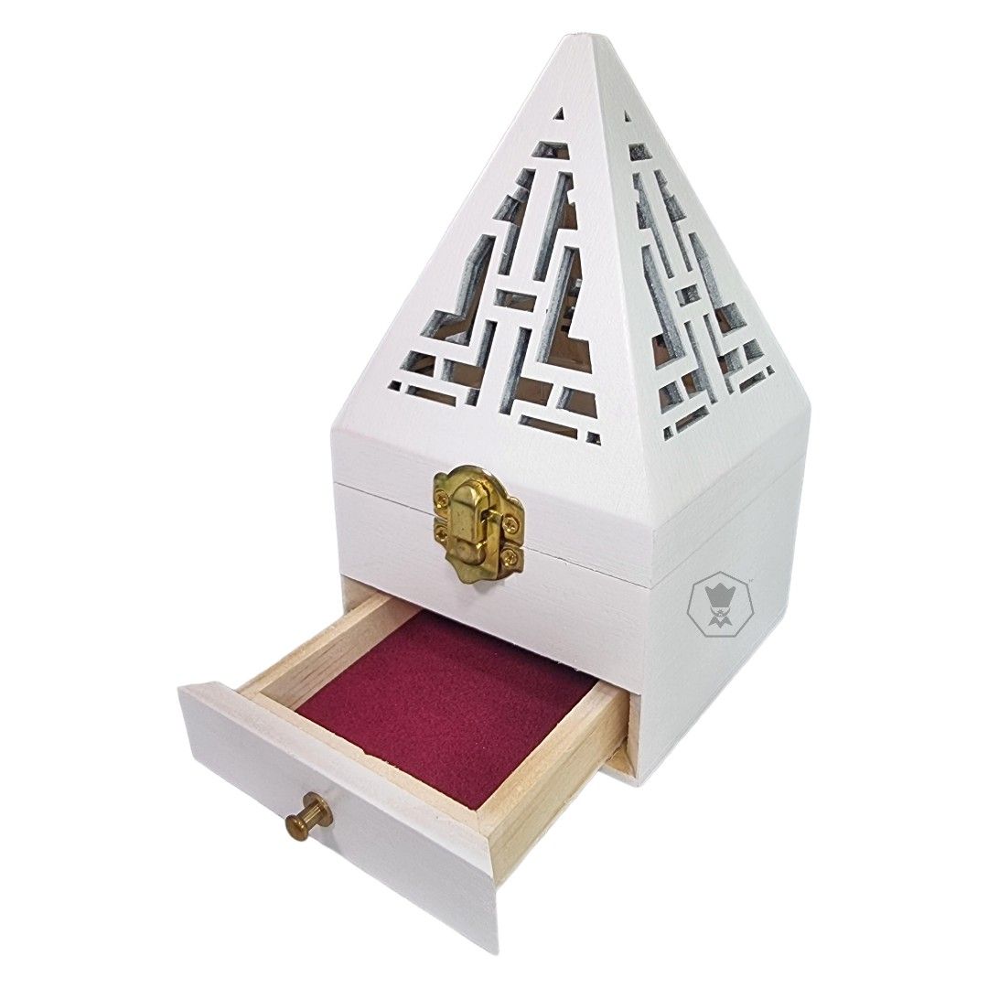 Mabkhara Piramid Putih Bekas Bukhoor Gaharu, Furniture & Home Living ...