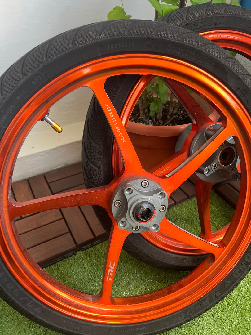 Maxxis Diamond 70/90/17 F&R with TRC Rims, Motorcycles, Motorcycle ...